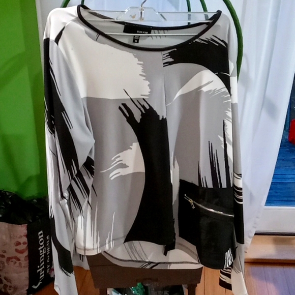 Sun Kim | Tops | Sun Kim M | Poshmark